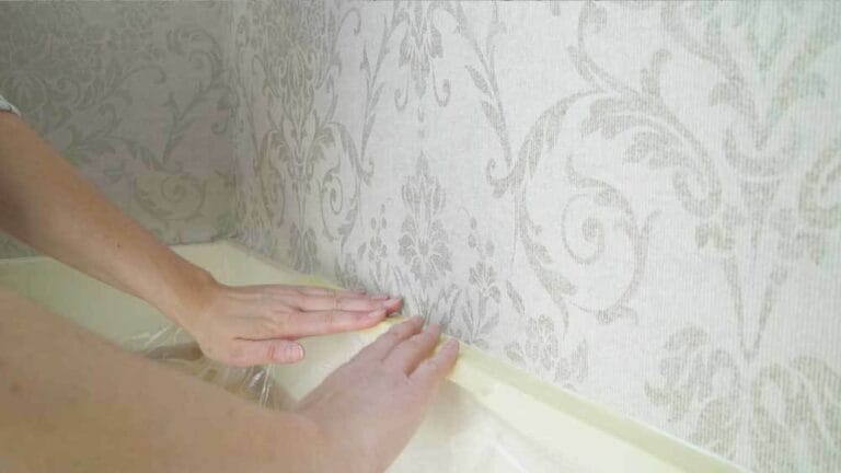Alles wat je moet weten om je Behang te Verven [+tips]